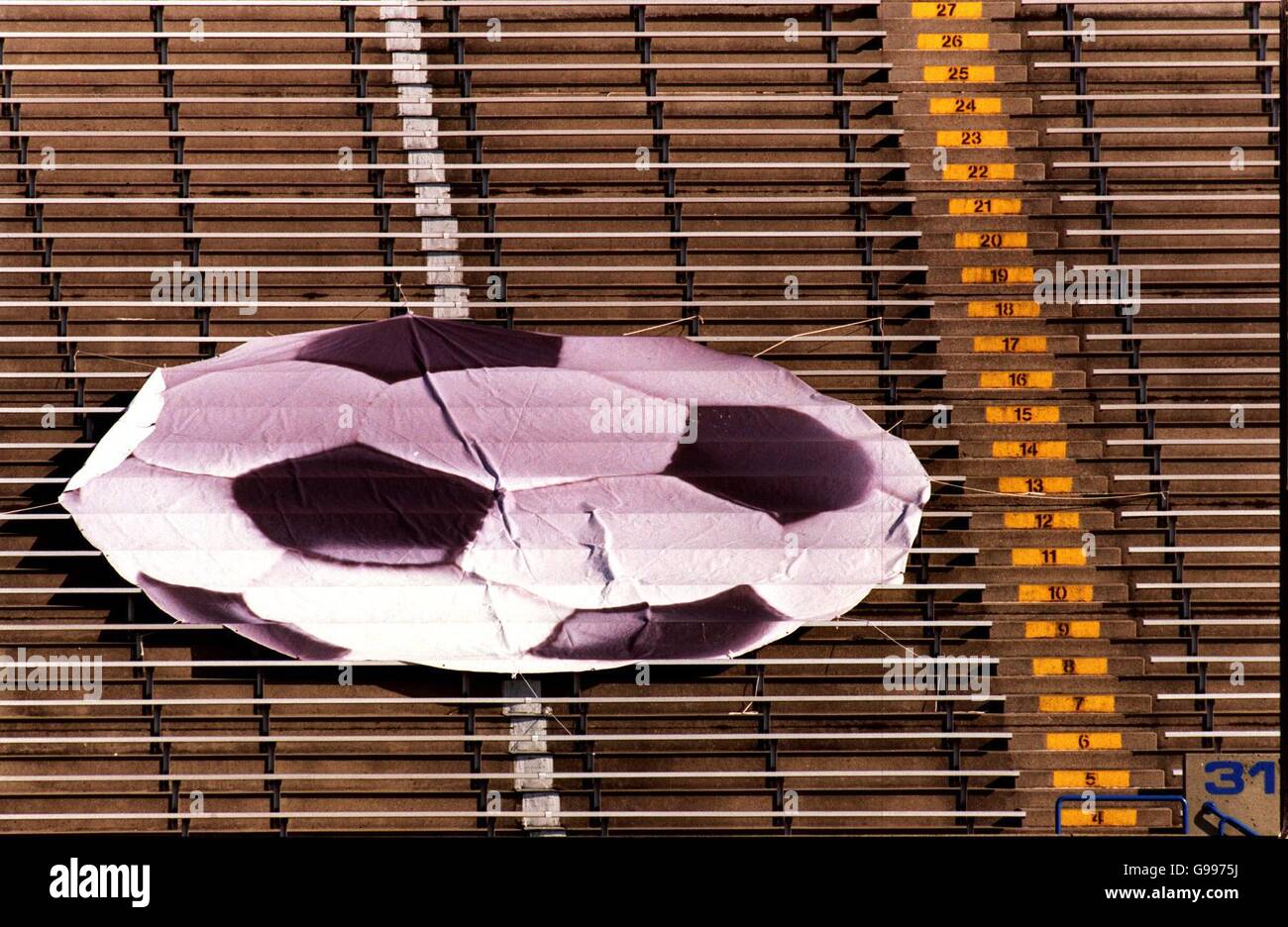Empty football terracing hi-res stock photography and images - Alamy