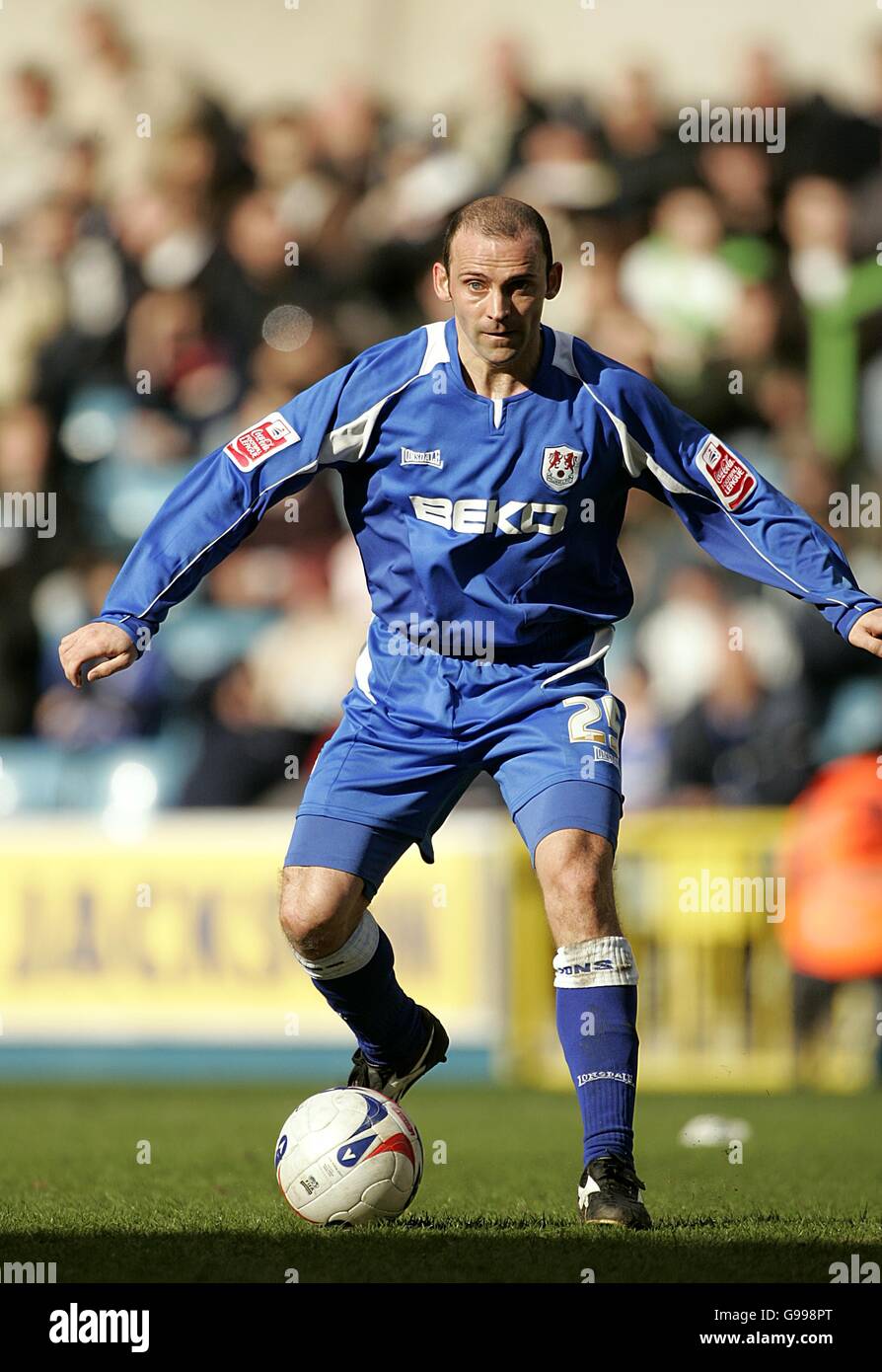 Millwalls colin cameron hi-res stock photography and images - Alamy