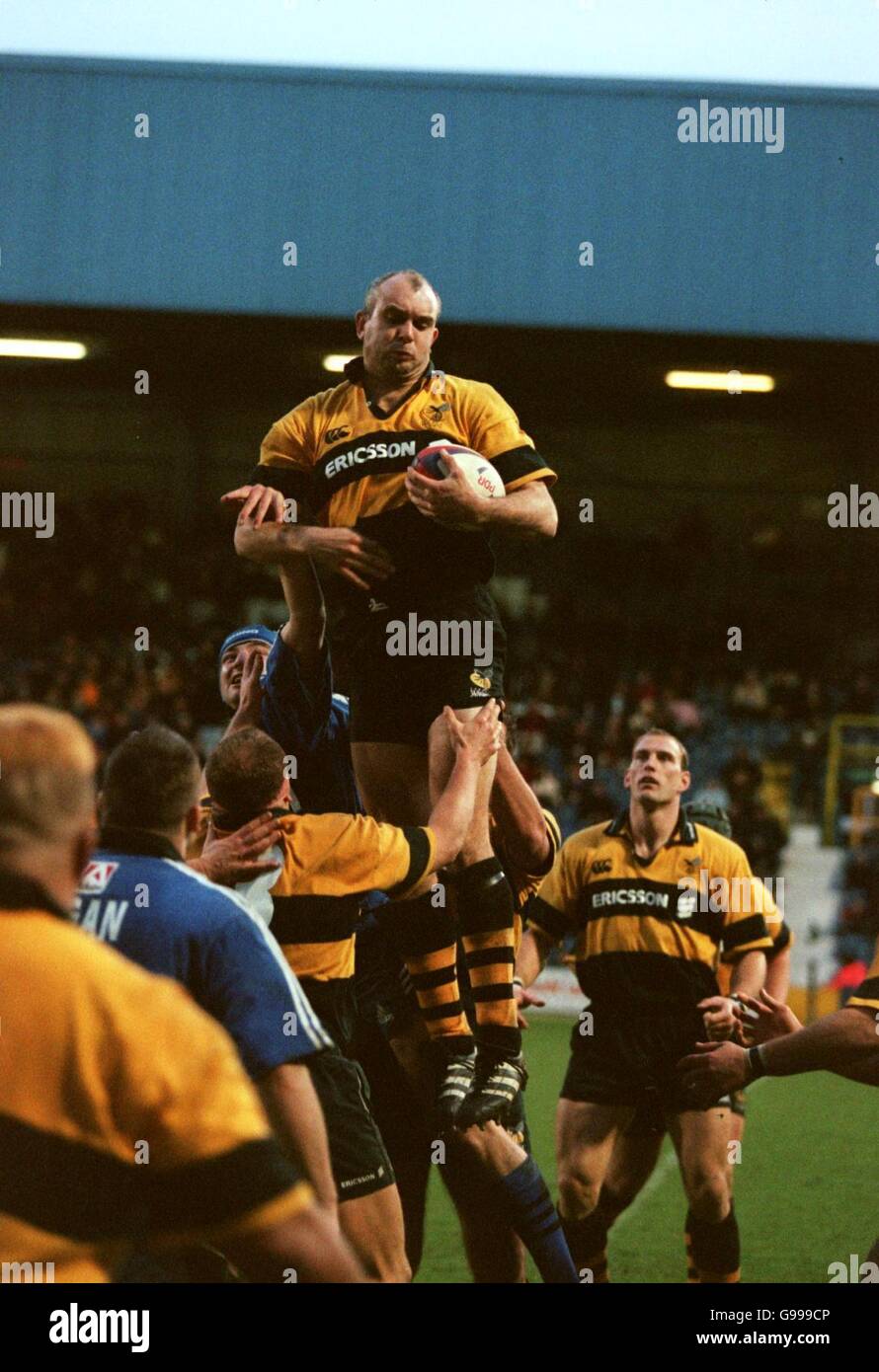 Rugby Union - Allied Dunbar Premiership - Wasps v Bath. Wasps's Andy ...