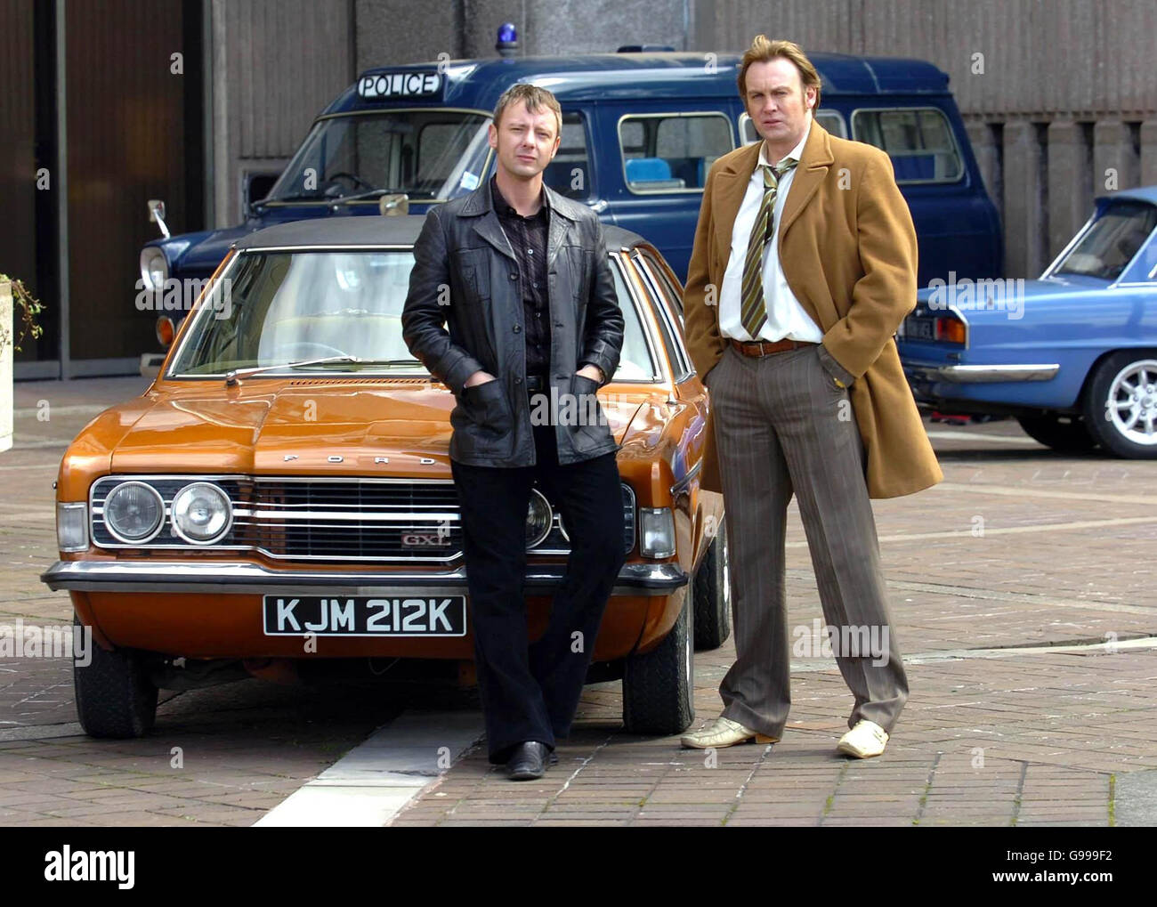 Philip glenister life on mars hi-res stock photography and images - Alamy