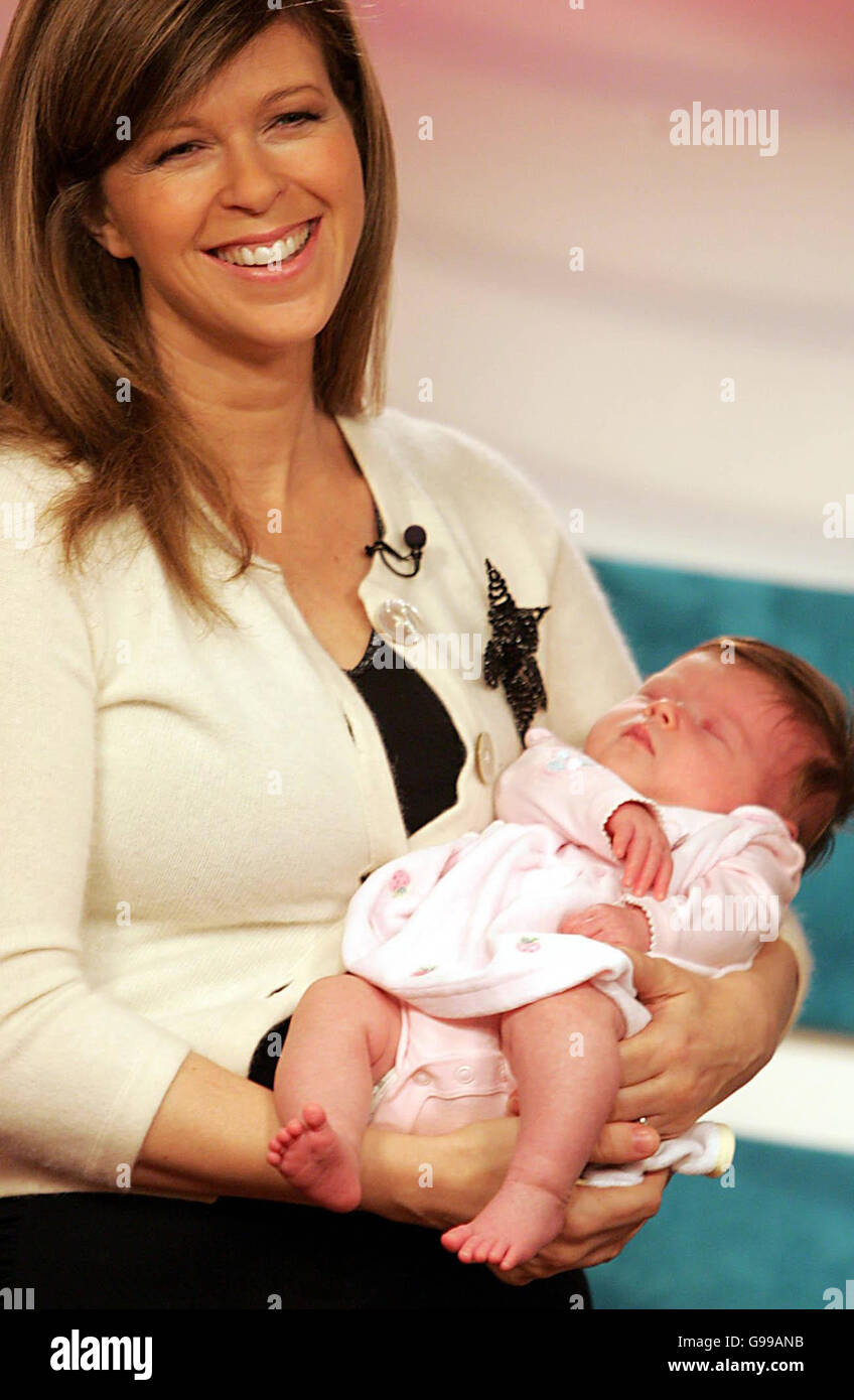 GMTV Presenter Kate Garraway with her five week old daughter, Darcey ...