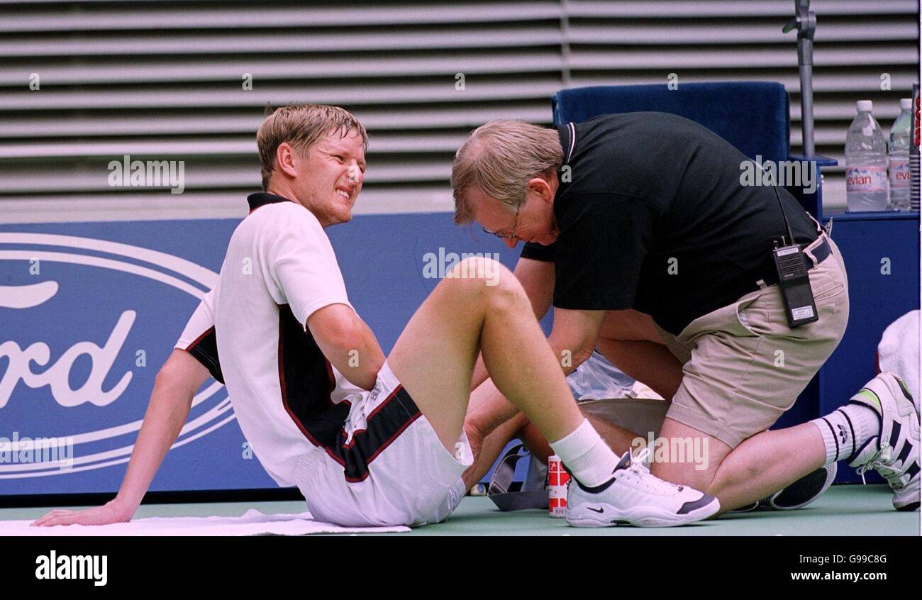 Tennis - Australian Open 2000 - Melbourne Park - Australia Stock Photo ...