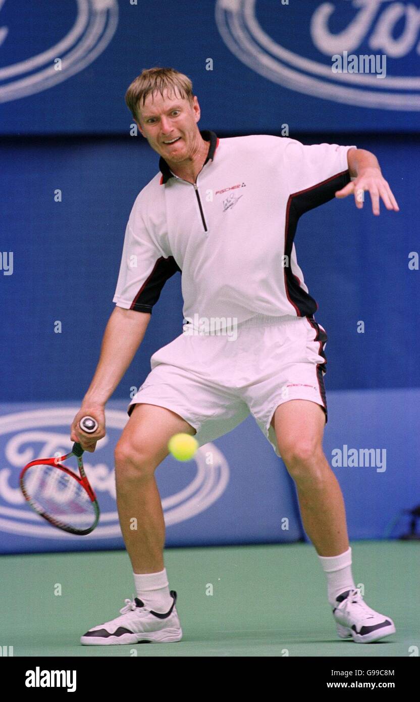 Tennis - Australian Open 2000 - Melbourne Park - Australia Stock Photo ...