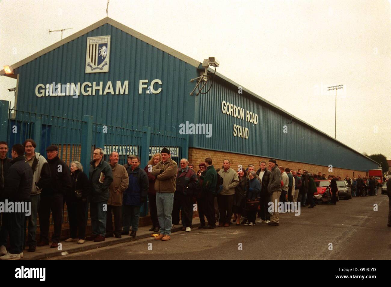 Gillingham training hi-res stock photography and images - Alamy