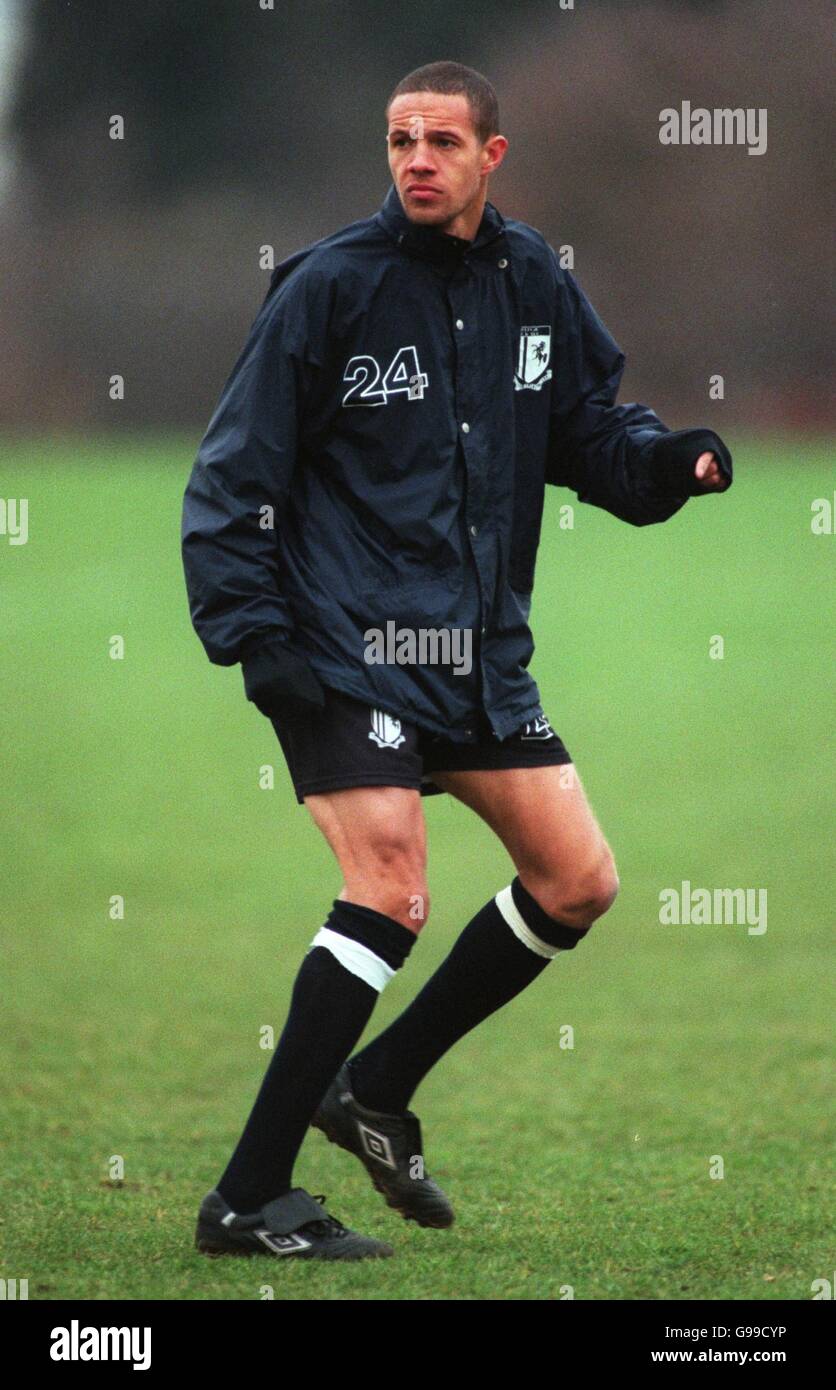 Gillingham training hi-res stock photography and images - Alamy