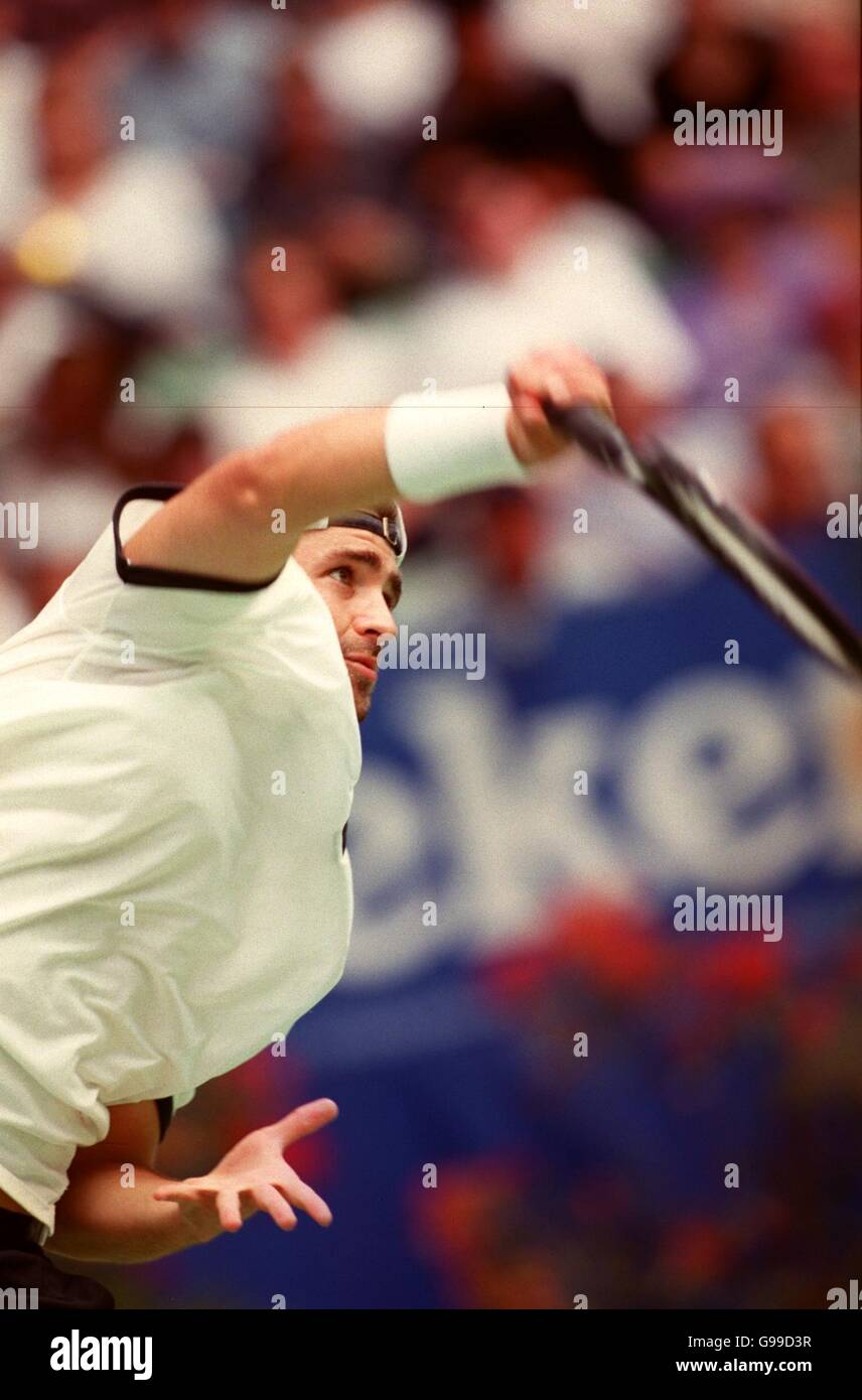 Tennis - Australian Open 2000 - Third Round - Melbourne Park ...