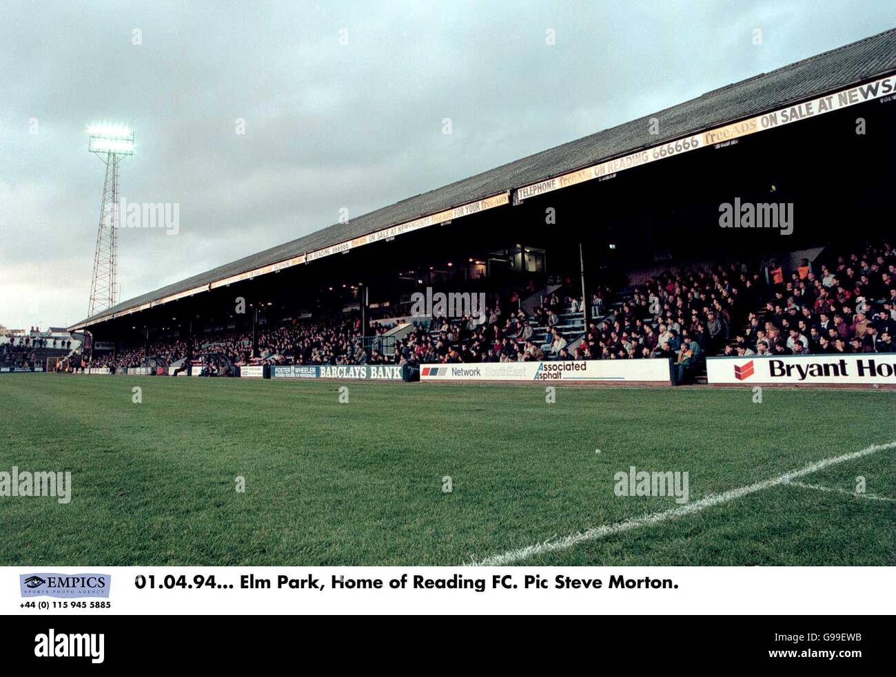 Reading fc elm park hi-res stock photography and images - Alamy