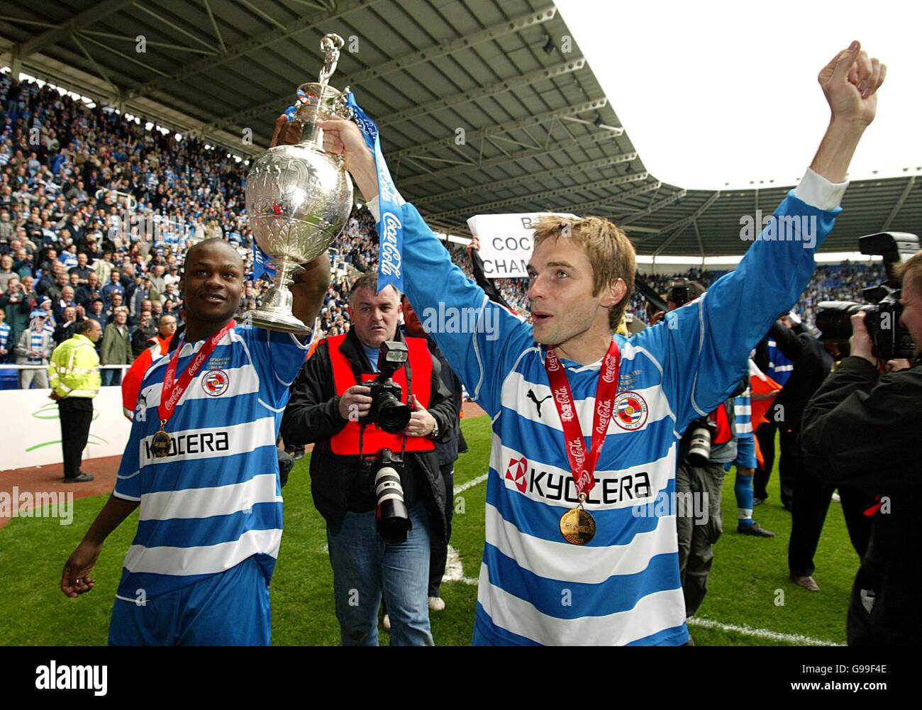 Soccer - Coca-Cola Football League Championship - Reading v Queens Park ...