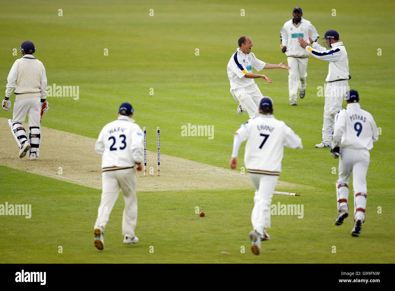 Hampshire bowler Billy Taylor (hatless) celebrates the second wicket in ...