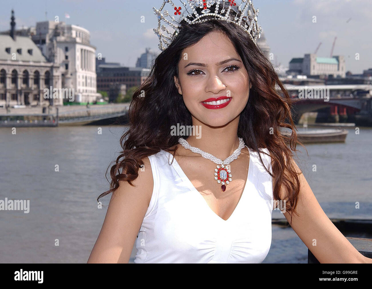 Missengland hi-res stock photography and images - Alamy