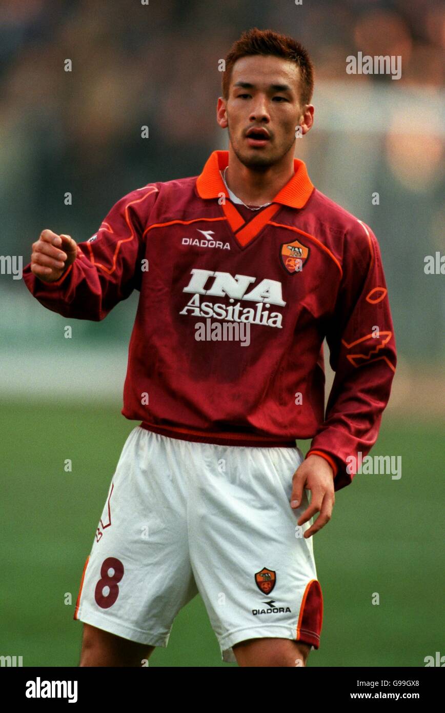 Hidetoshi nakata roma hi-res stock photography and images - Alamy