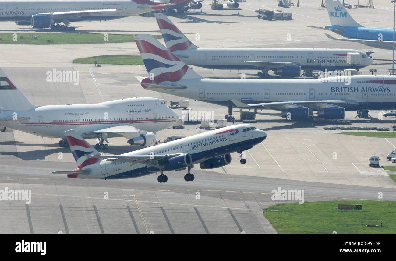 The view from inside the new Heathrow Control Tower at Heathrow Airport ...