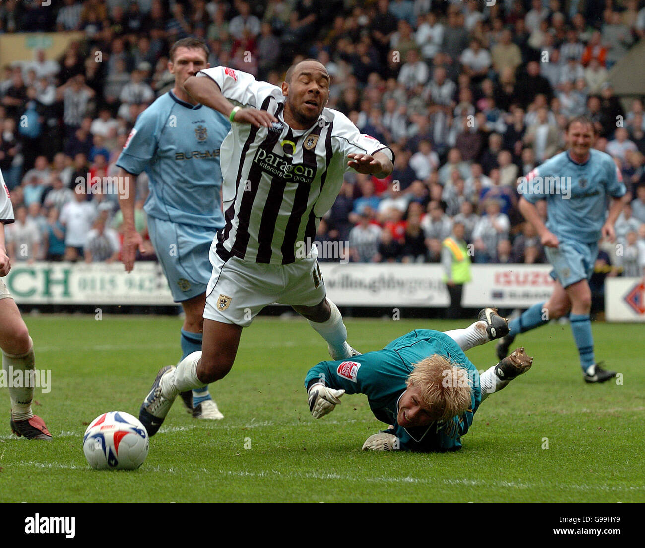 Notts county goalkeeper kasper schmeichel hi-res stock photography and ...