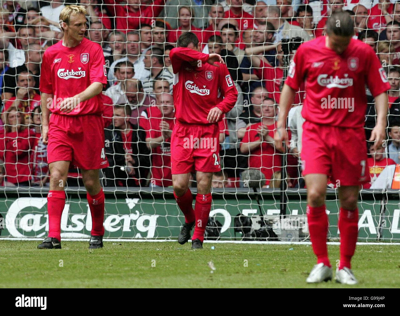 Jamie carragher own goal hi-res stock photography and images - Alamy