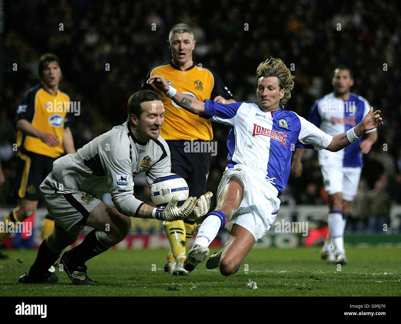 Martin savage hi-res stock photography and images - Alamy