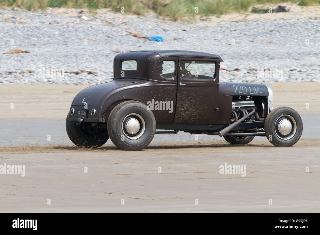 Classic American Hot Rods Pendine High Resolution Stock Photography and ...