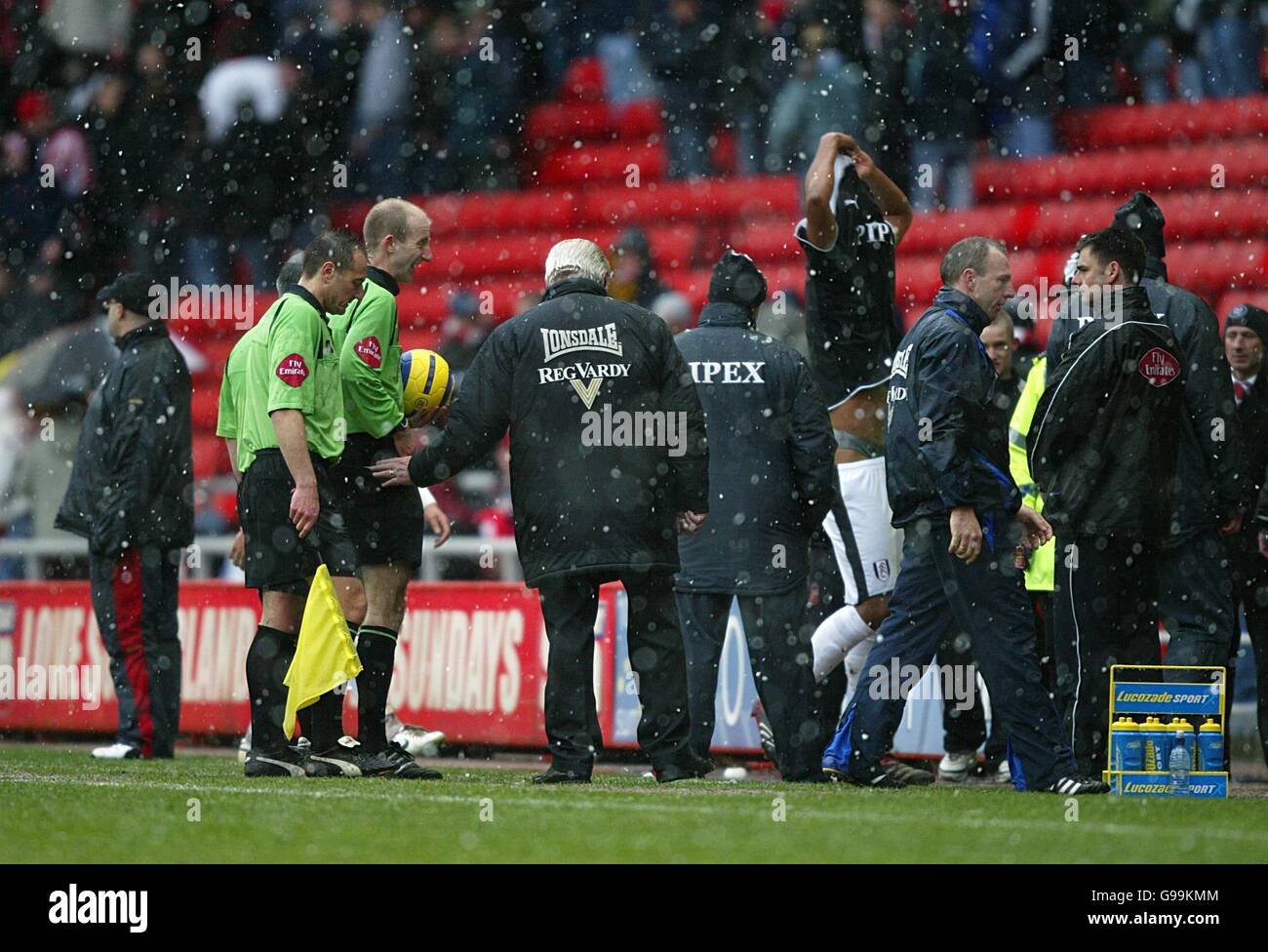 Premiership game stadium light hi-res stock photography and images - Alamy