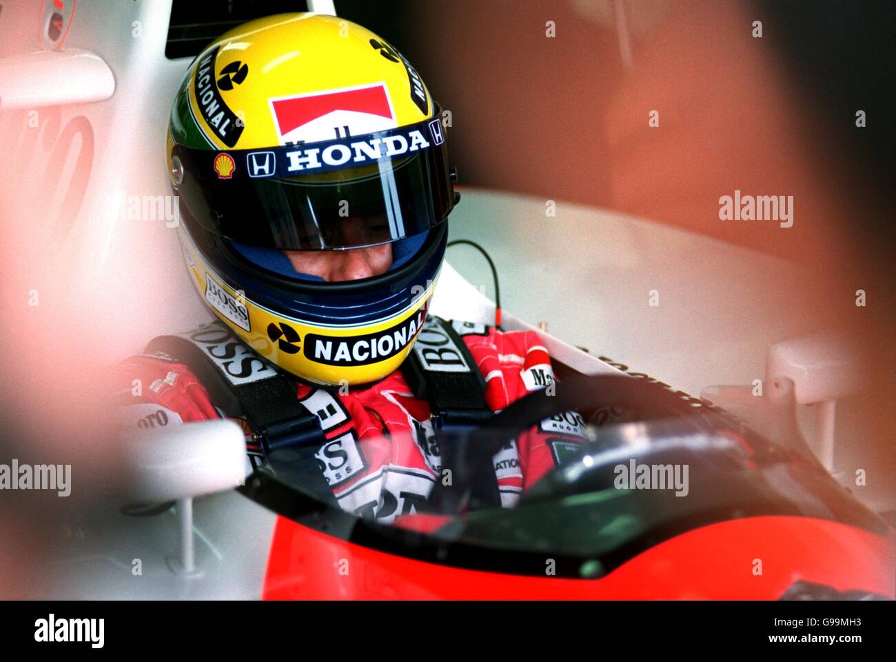 MEXICAN GRAND PRIX AND MOTOR RACING. AYRTON SENNA BACK IN HIS CAR AFTER ...