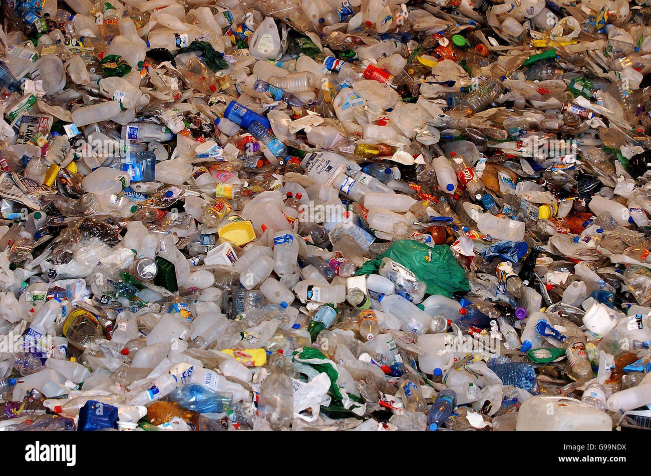 Recycle recycling refuse environment rubbish paper plastic stck hi-res ...