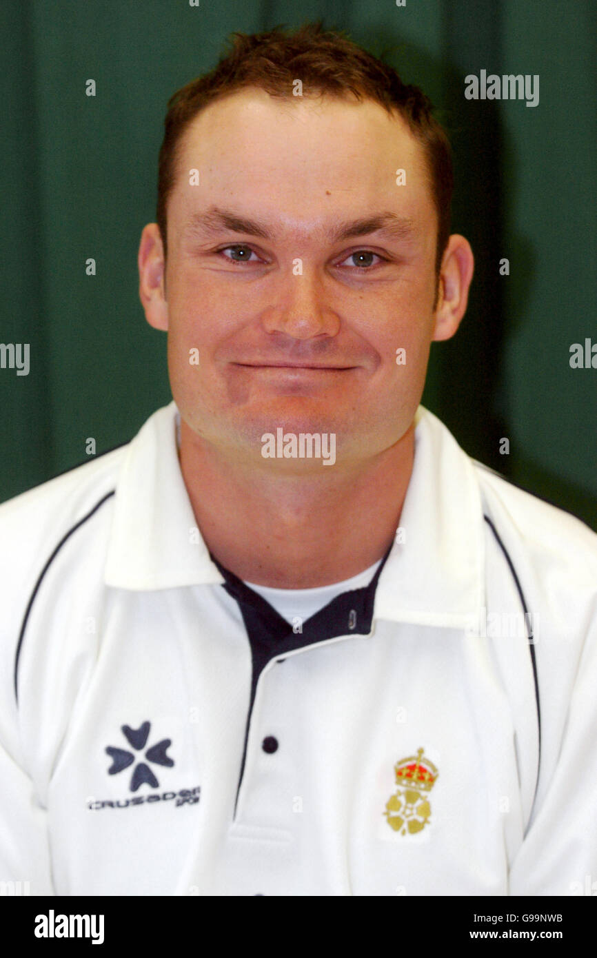Steve stubbings derbyshire county cricket club hi-res stock photography ...