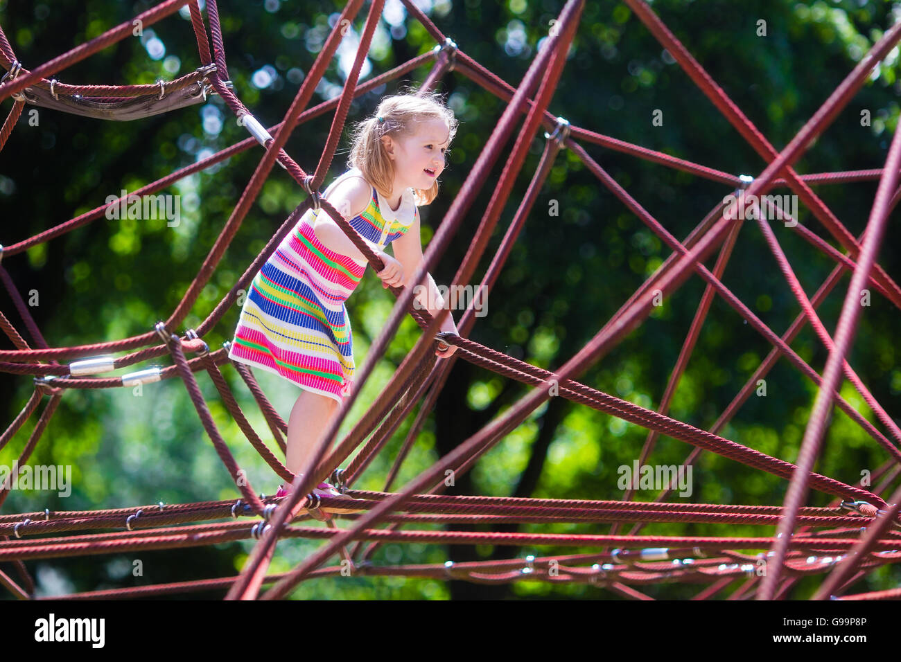 Girl jumping rope yard hi-res stock photography and images - Alamy