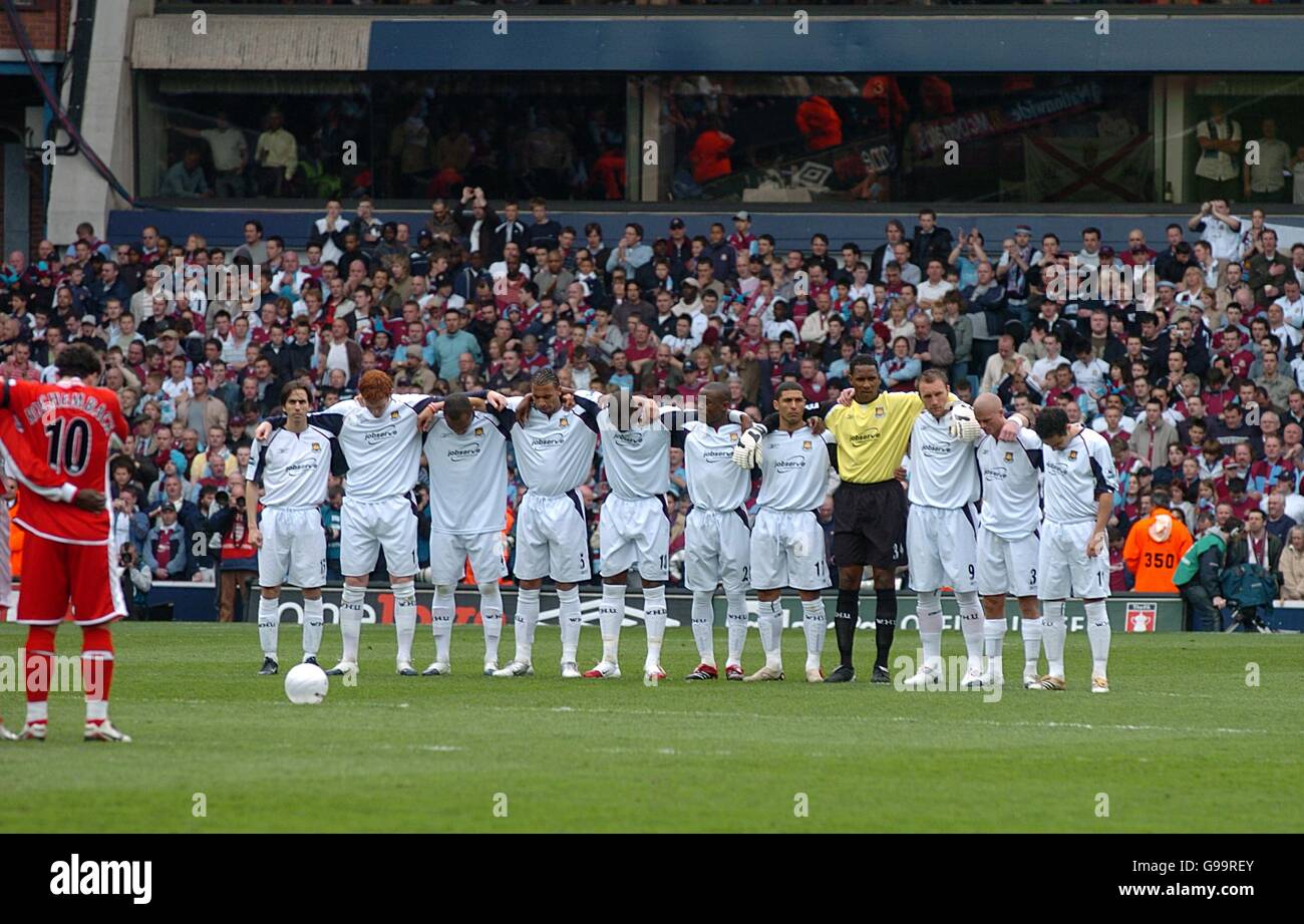 John lyall fa cup hi-res stock photography and images - Alamy