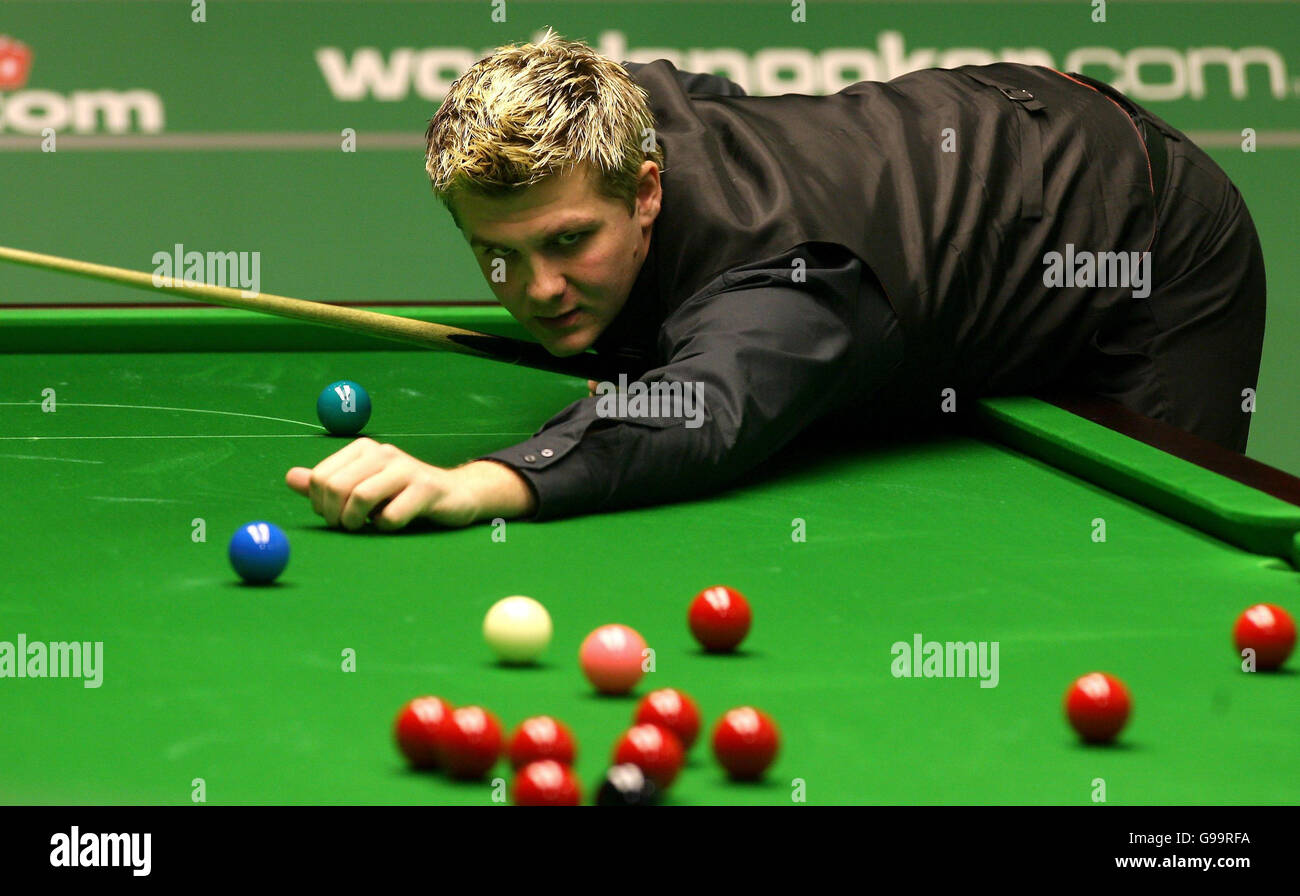 Ryan a ronnie hi-res stock photography and images - Alamy
