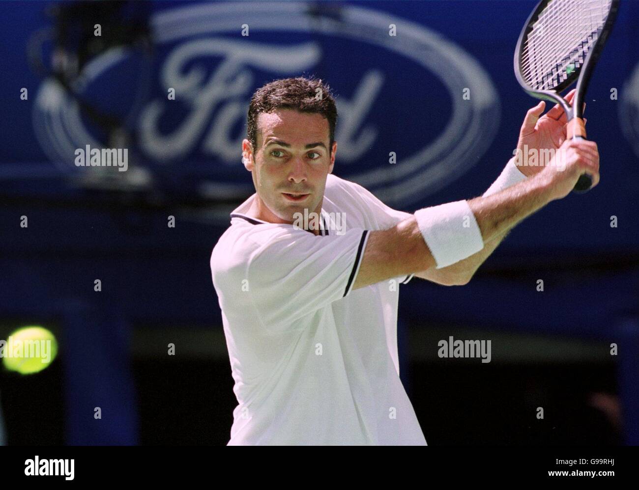 Tennis - Australian Open 2000 - Melbourne Park - Australia. Alex ...