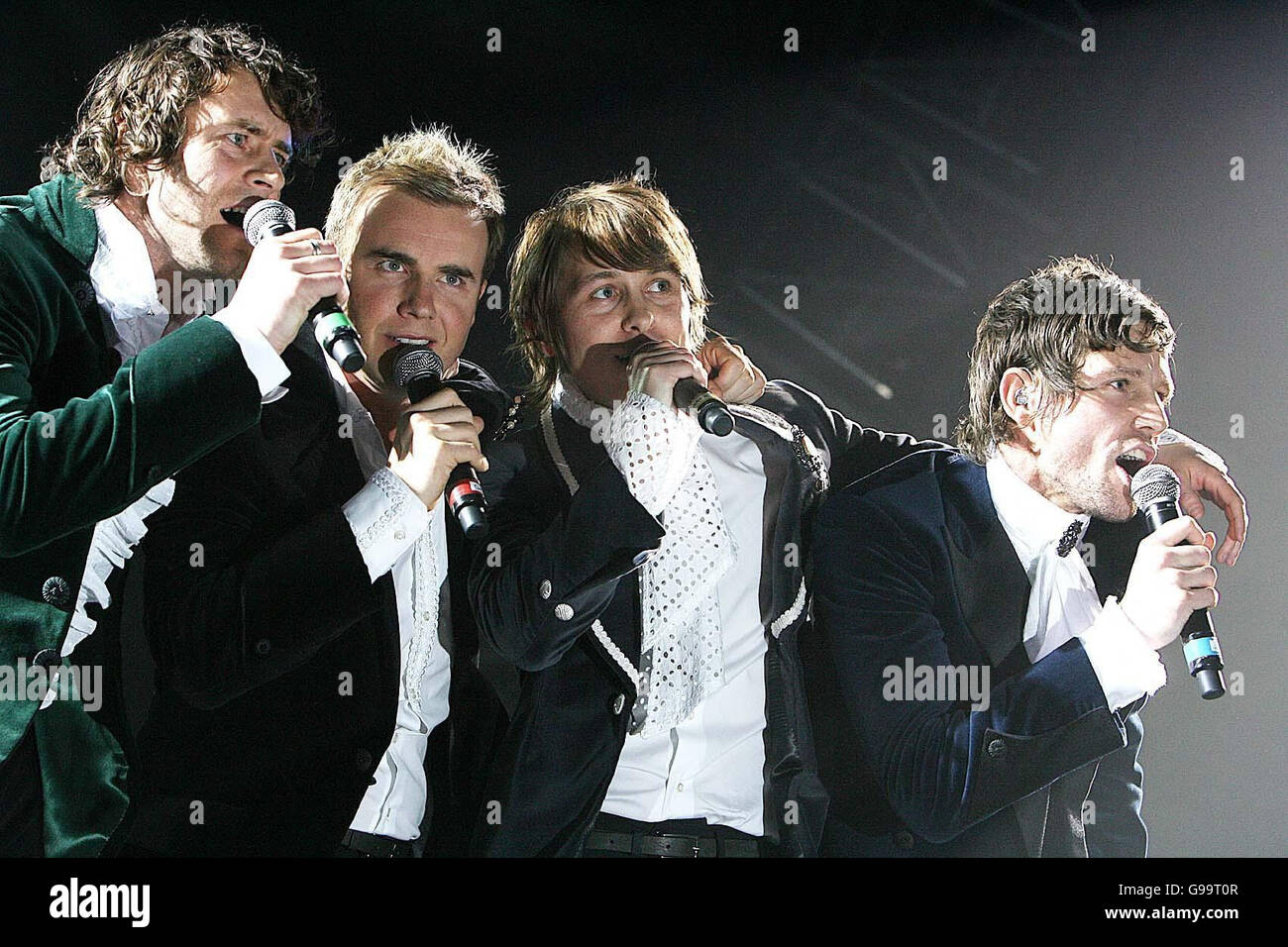 SHOWBIZ Take That Stock Photo - Alamy