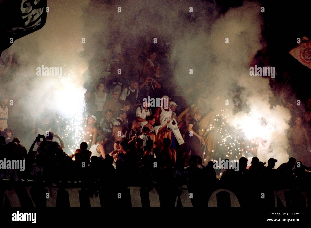 Corinthians fans let off fireworks to celebrate winning the first Club ...