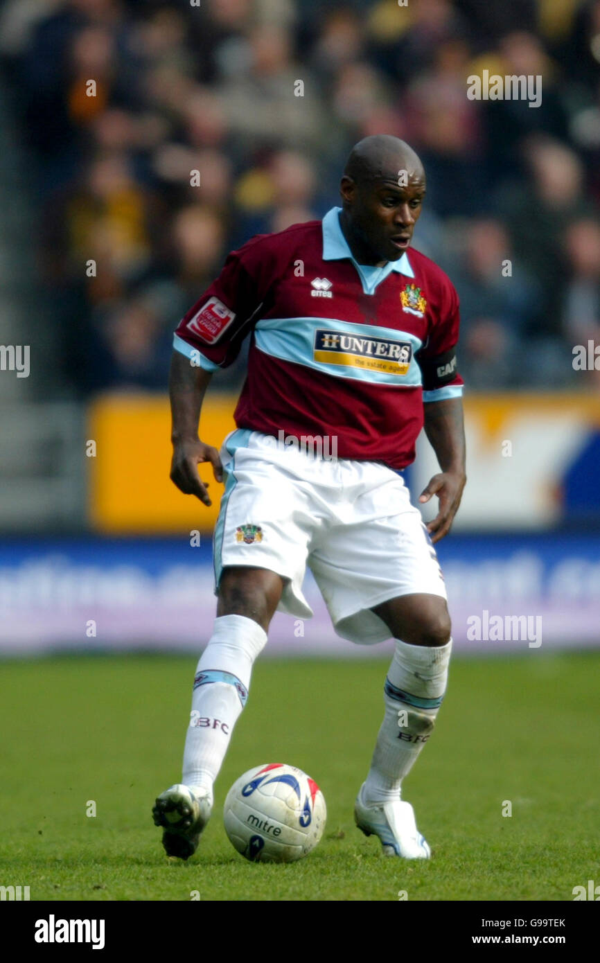 Soccer - Coca-Cola Football League Championship - Hull City v Burnley - KC Stadium. Frank ...