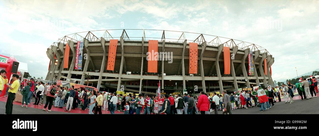 General view of the exterior of the Azteca Stadium, Mexico City Stock ...