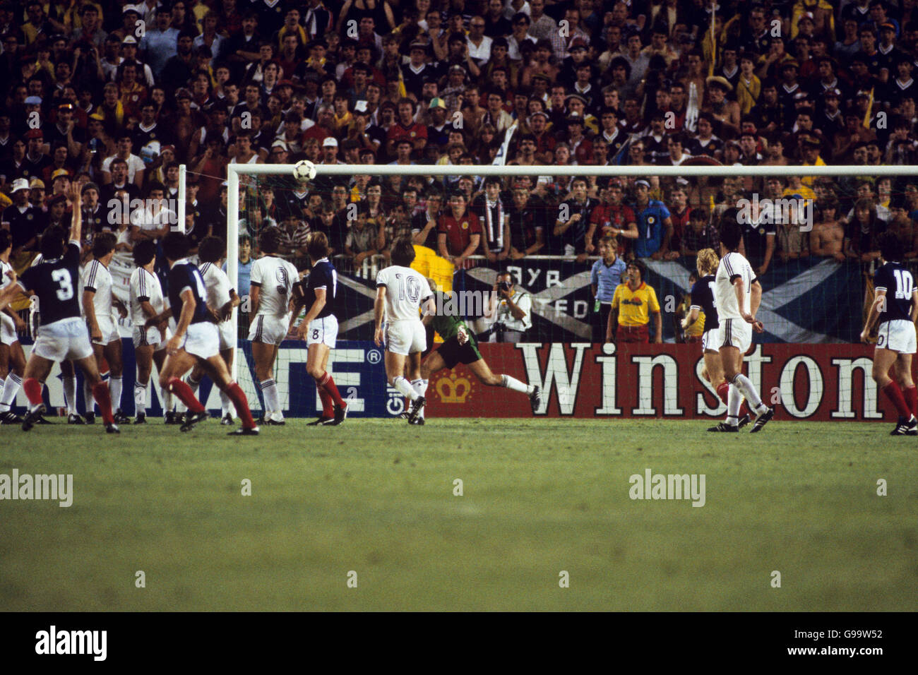 Soccer - World Cup Spain 1982 - Group Six - Scotland v New Zealand - La ...