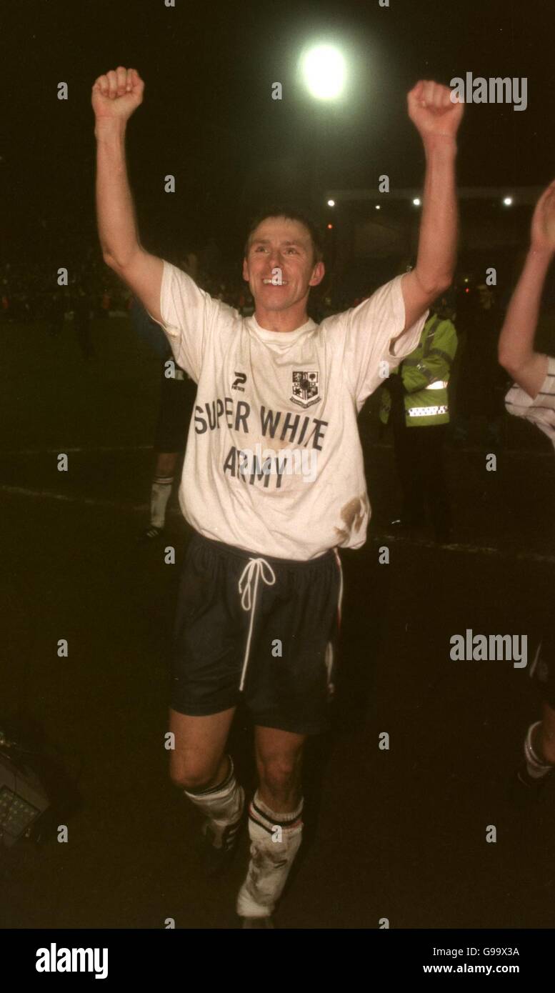 Tranmere rovers david kelly hi-res stock photography and images - Alamy