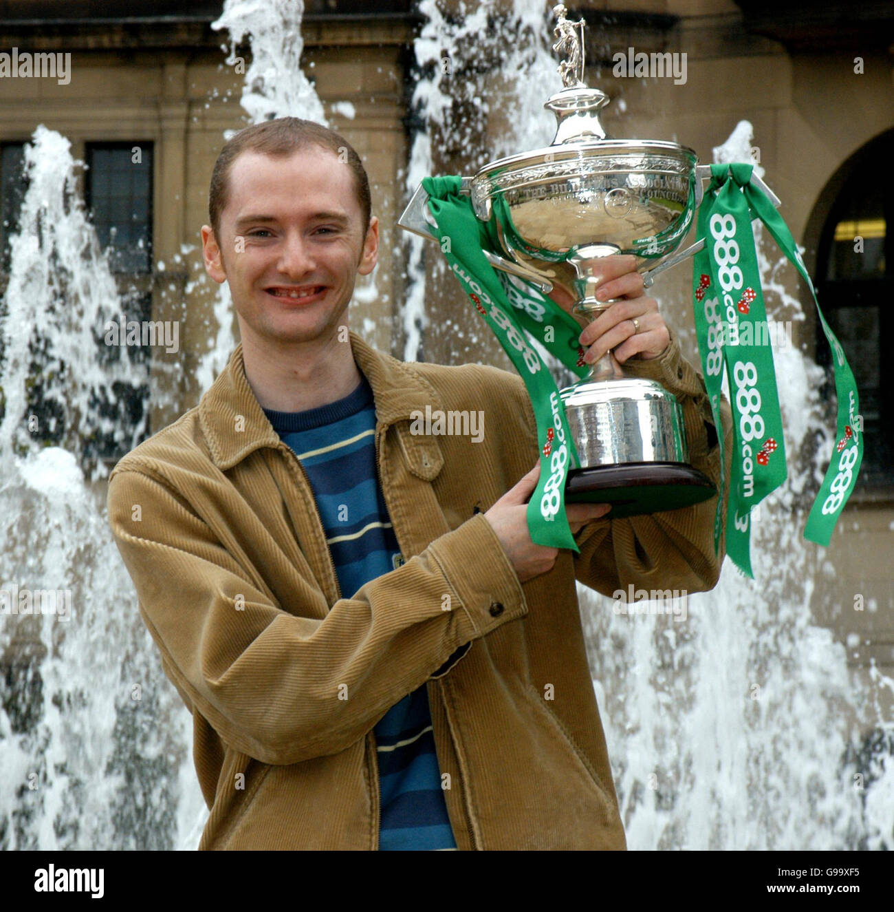 World Snooker champion Graeme Dott poses for photographers with the ...