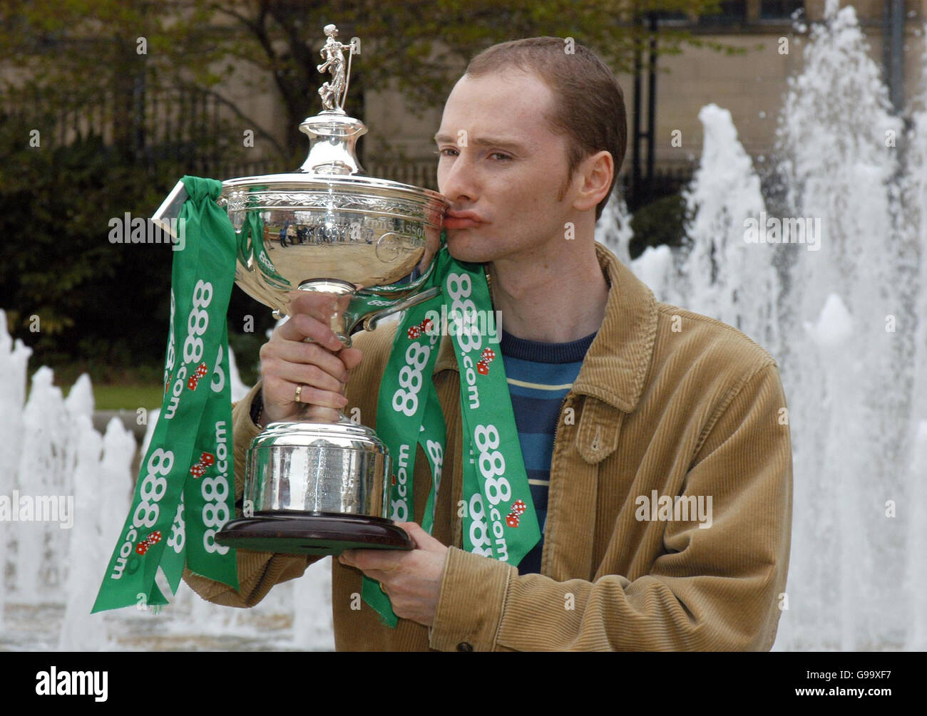 Peter ebdon world snooker champion hi-res stock photography and images ...