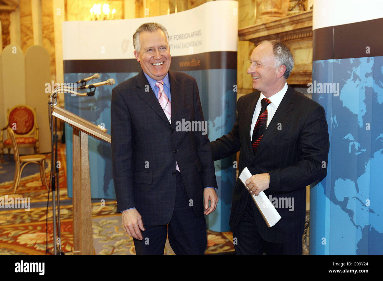 Dept foreign affairs ireland hi-res stock photography and images - Alamy