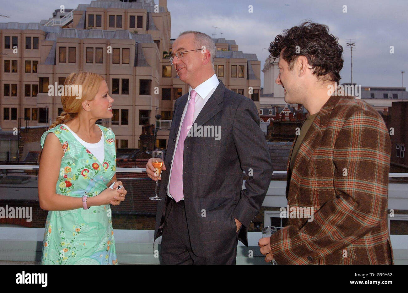 Showbiz banardos hi-res stock photography and images - Alamy