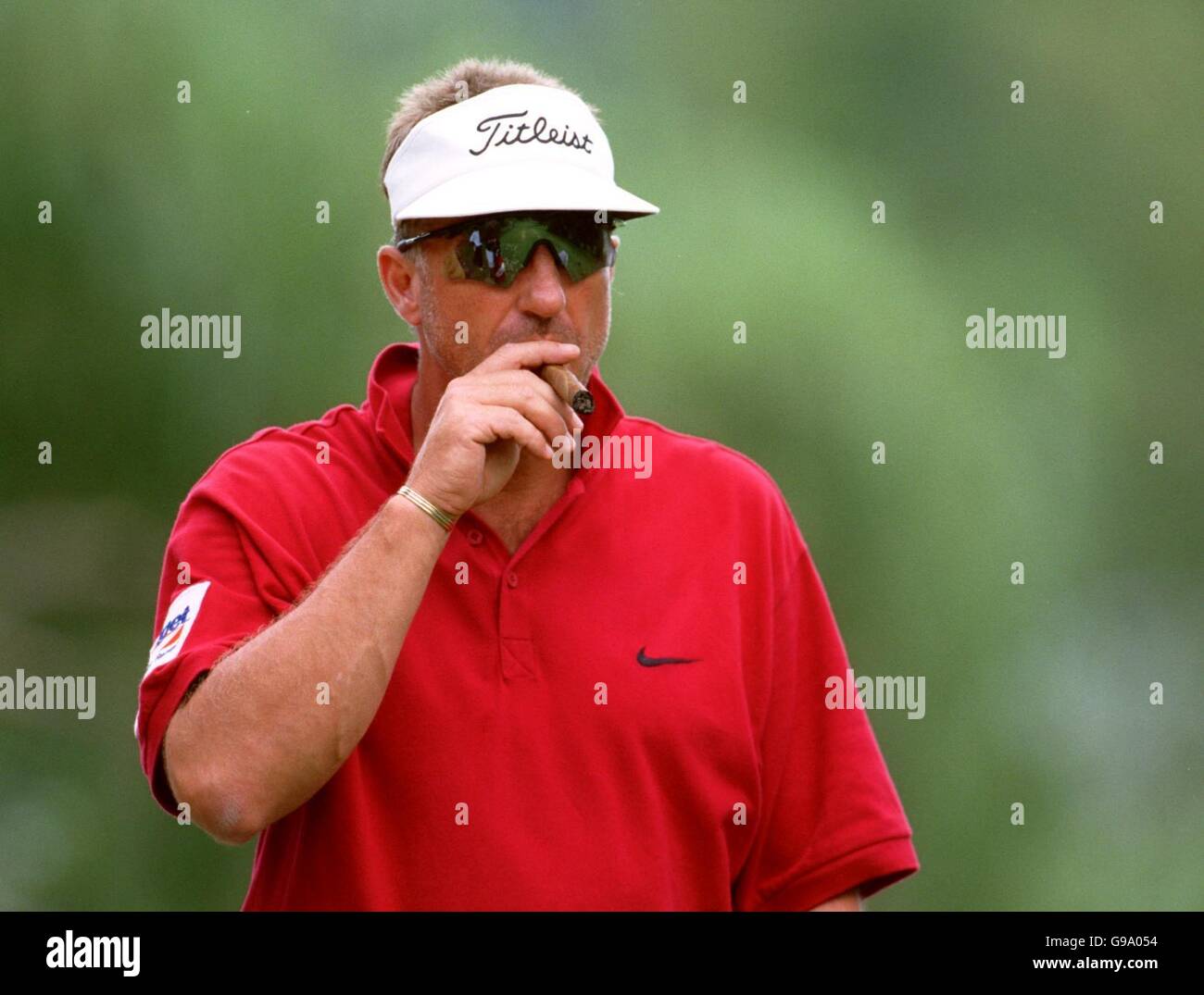 Dunhill cigar hi-res stock photography and images - Alamy