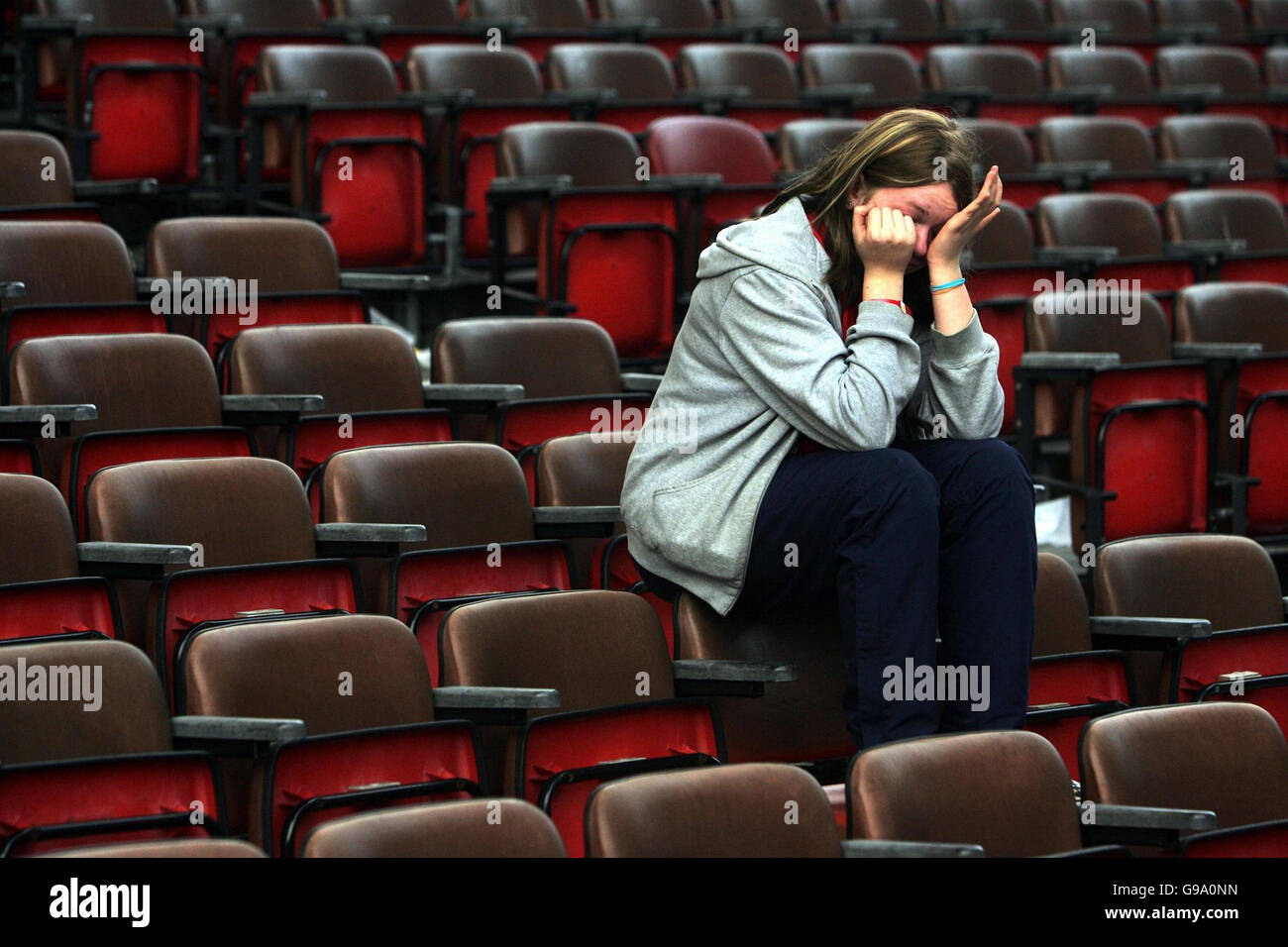 Highbury stadium north bank hi-res stock photography and images - Alamy
