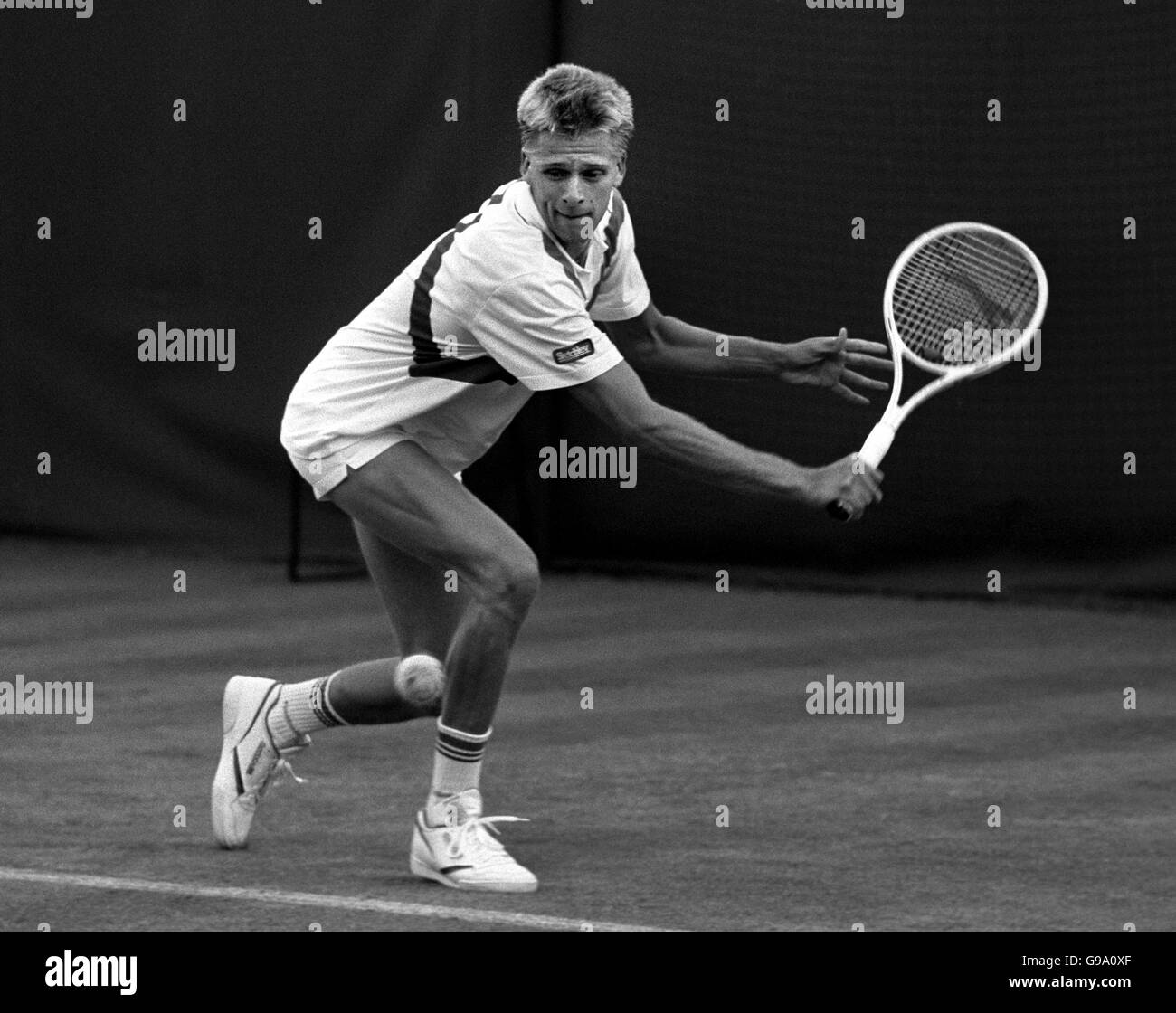 Andrew castle tennis hi-res stock photography and images - Alamy