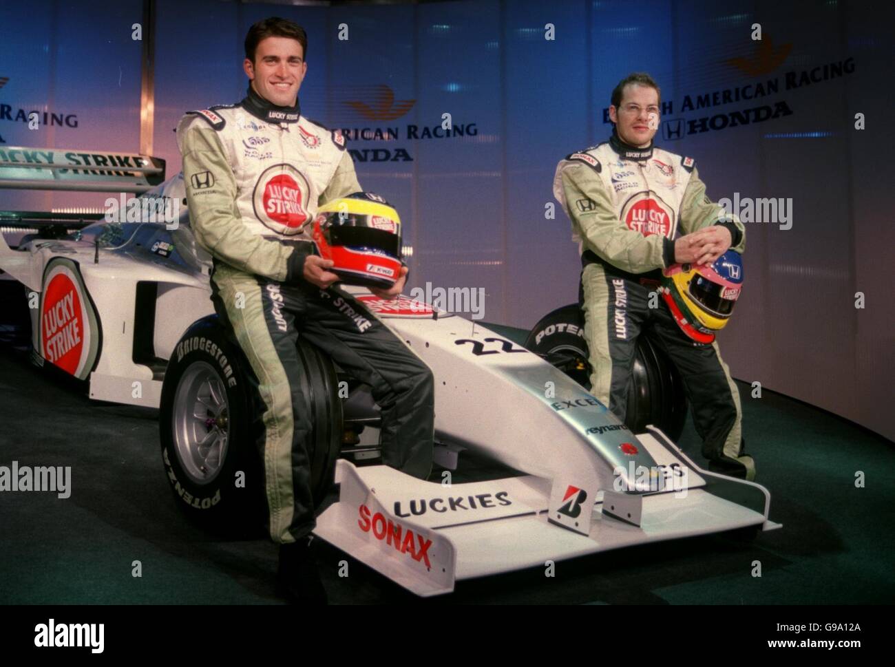 The new bar f1 car hi-res stock photography and images - Alamy