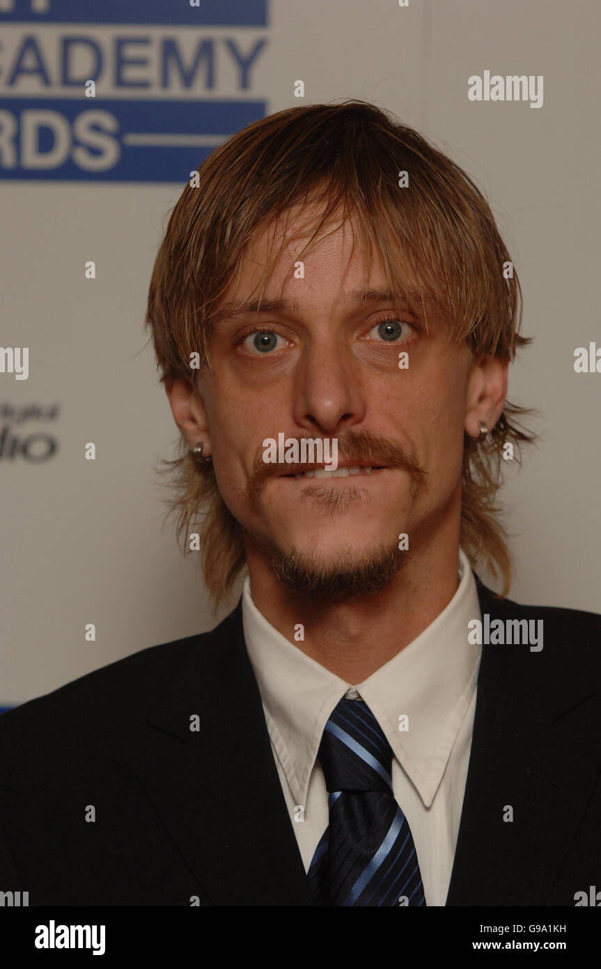 Mackenzie Crook arrives for the Sony Radio Academy Awards 2006 at the ...