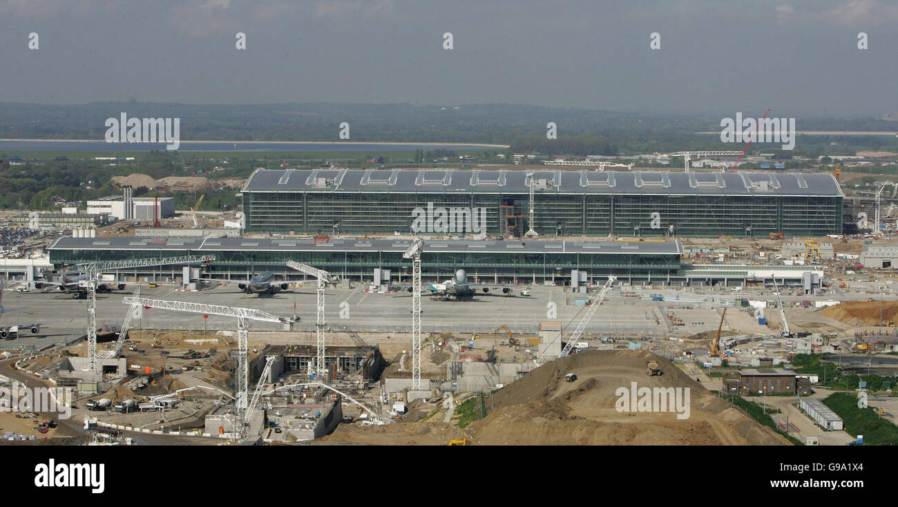 A view from of Heathrow's Terminal 5. Photographed from the roof of the ...