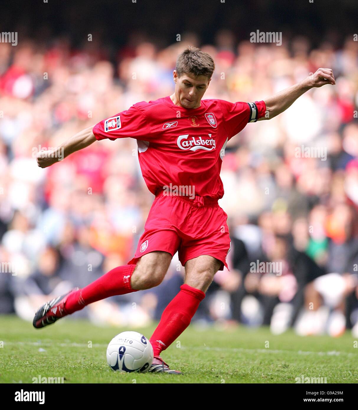 Steven gerrard west ham fa cup final hi-res stock photography and ...