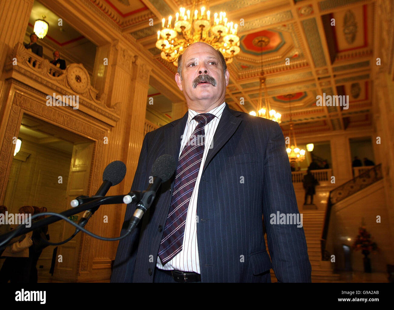 David Ervine, Leader of the Progressive Unionist Party, speaks to the ...