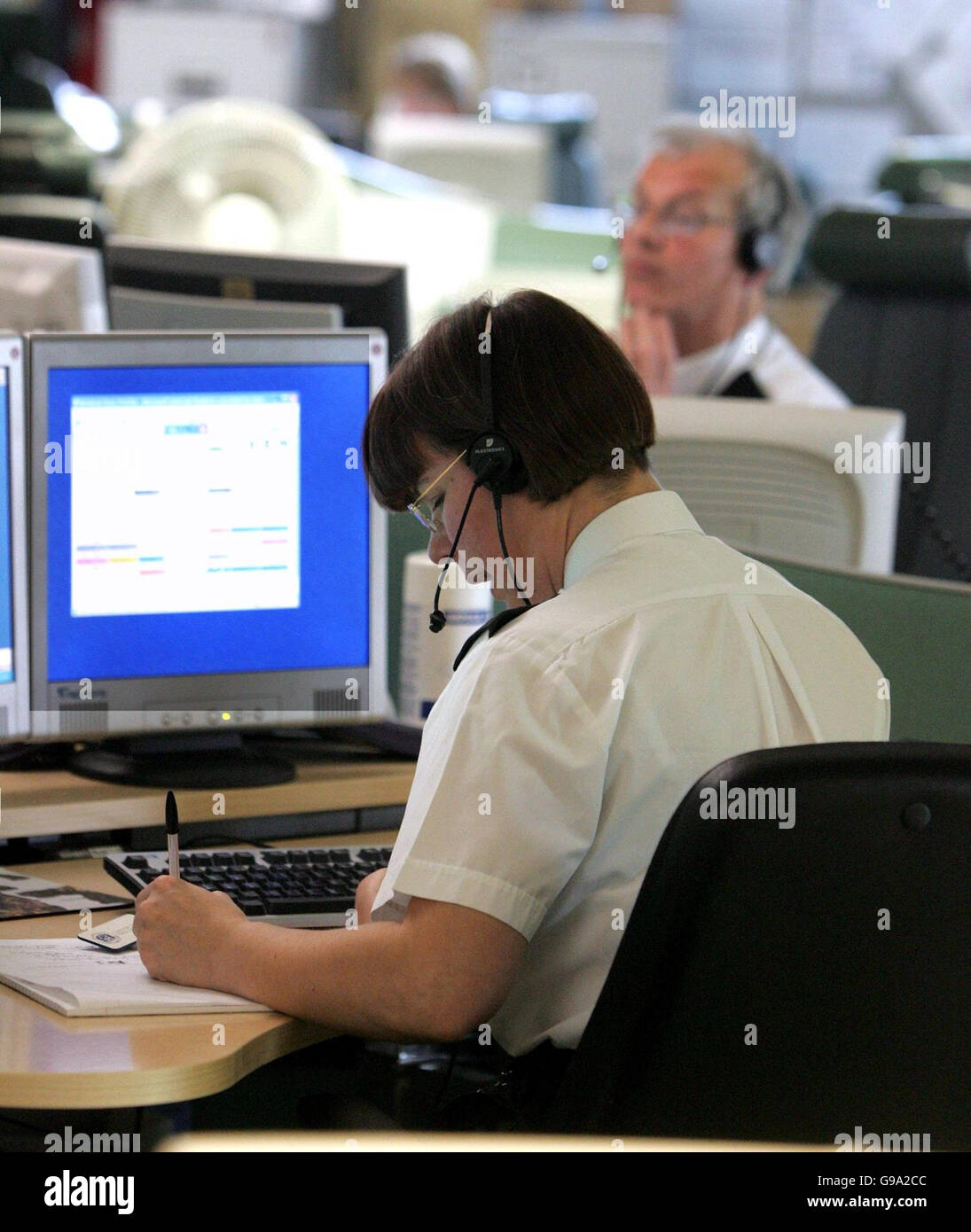 Police hotline hi-res stock photography and images - Alamy