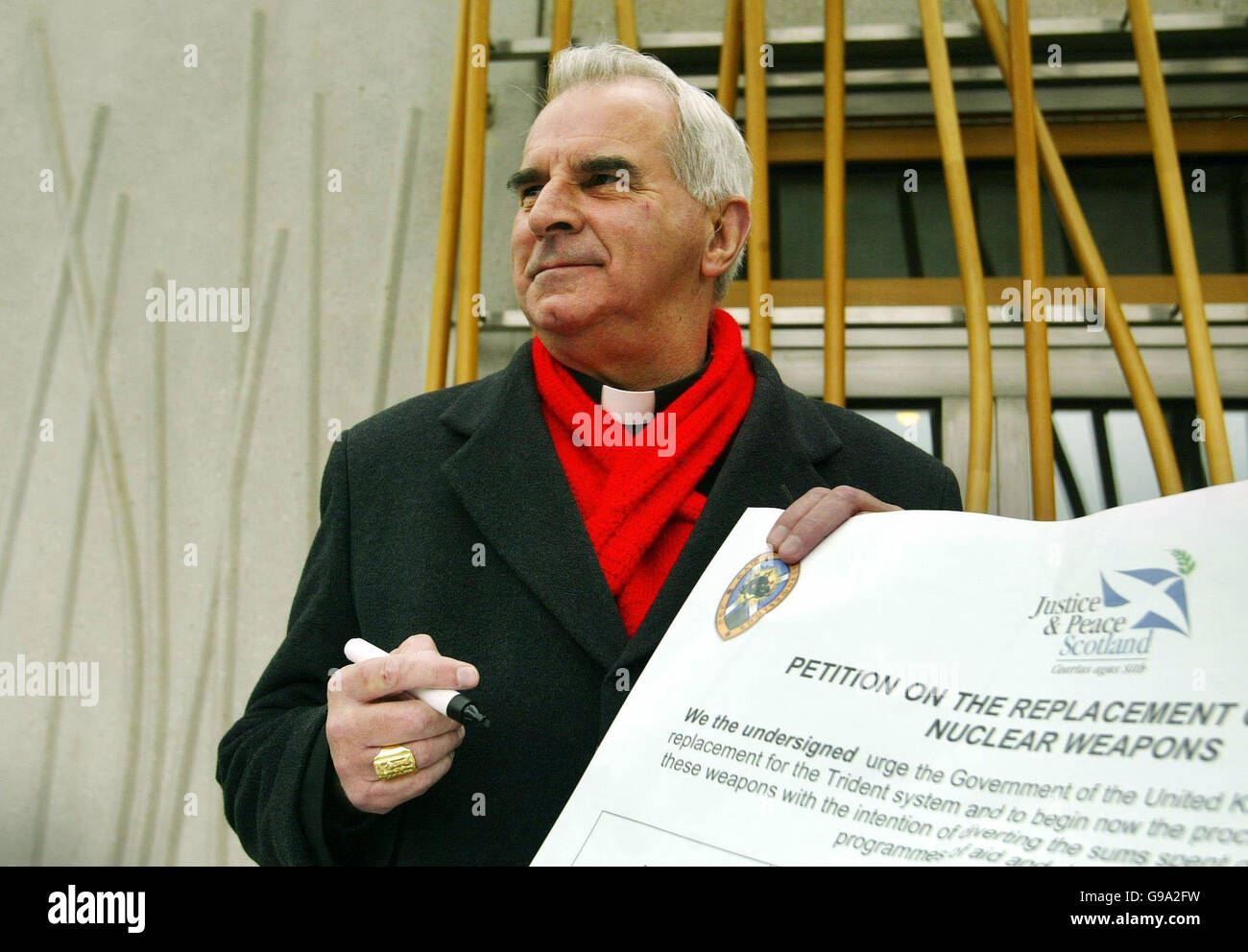 Leader of scotlands roman catholics hi-res stock photography and images ...