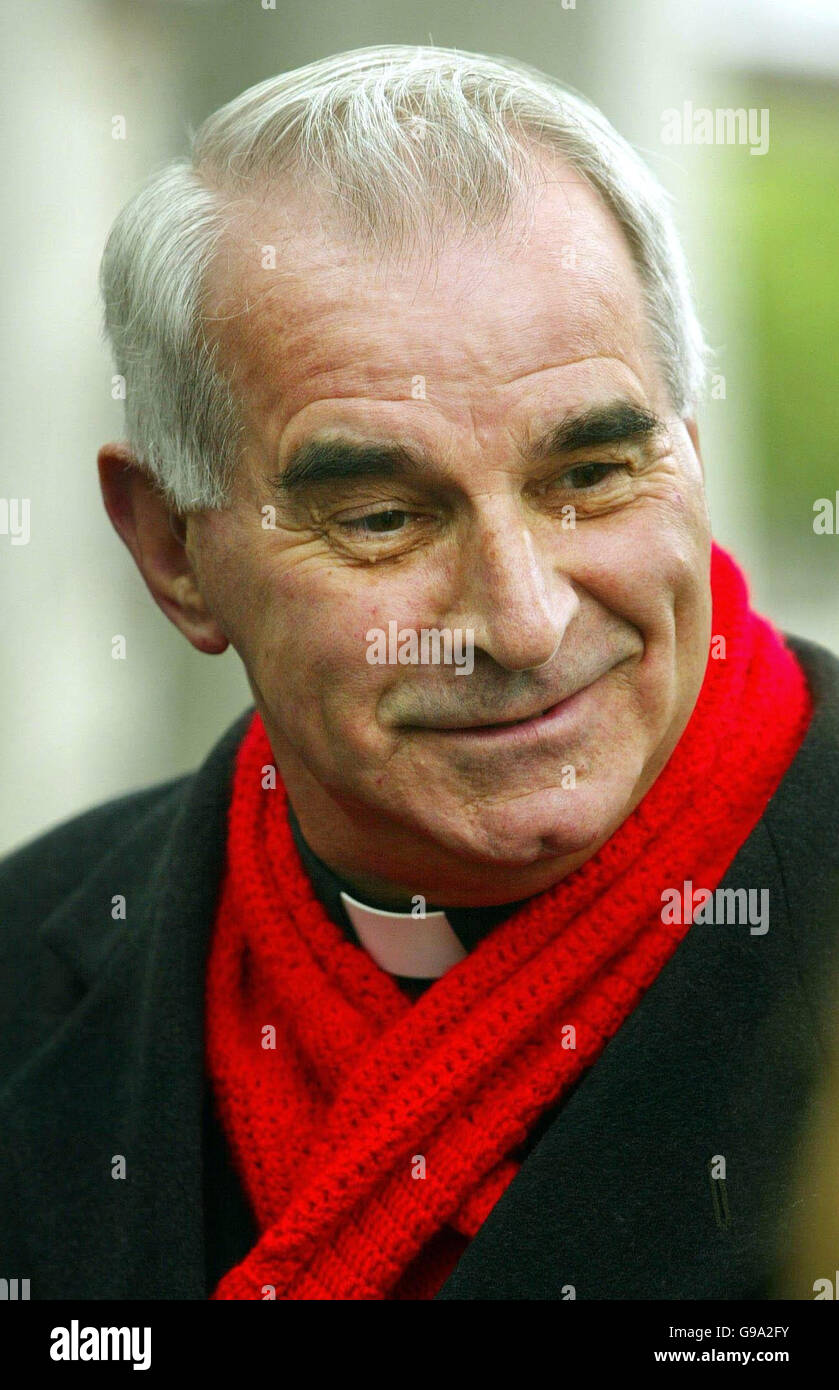 Leader of scotlands roman catholics hi-res stock photography and images ...