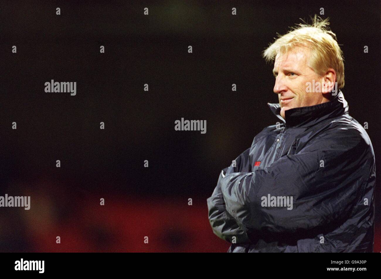 Ronnie moore rotherham united hi-res stock photography and images - Alamy